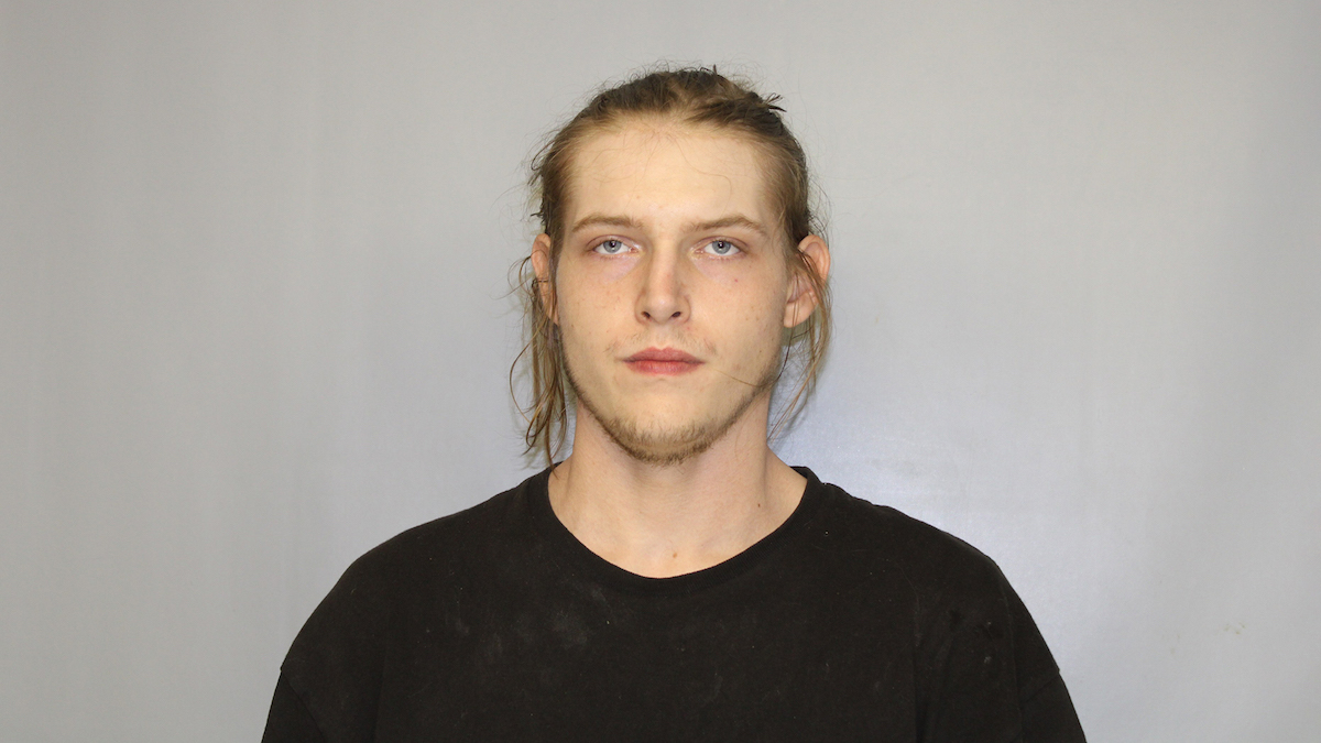 Suspect accused of two armed robberies at same store three days apart ...