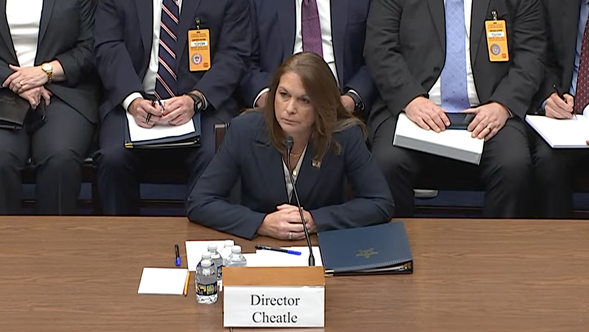 Secret Service director faces mounting calls to resign over Trump ...