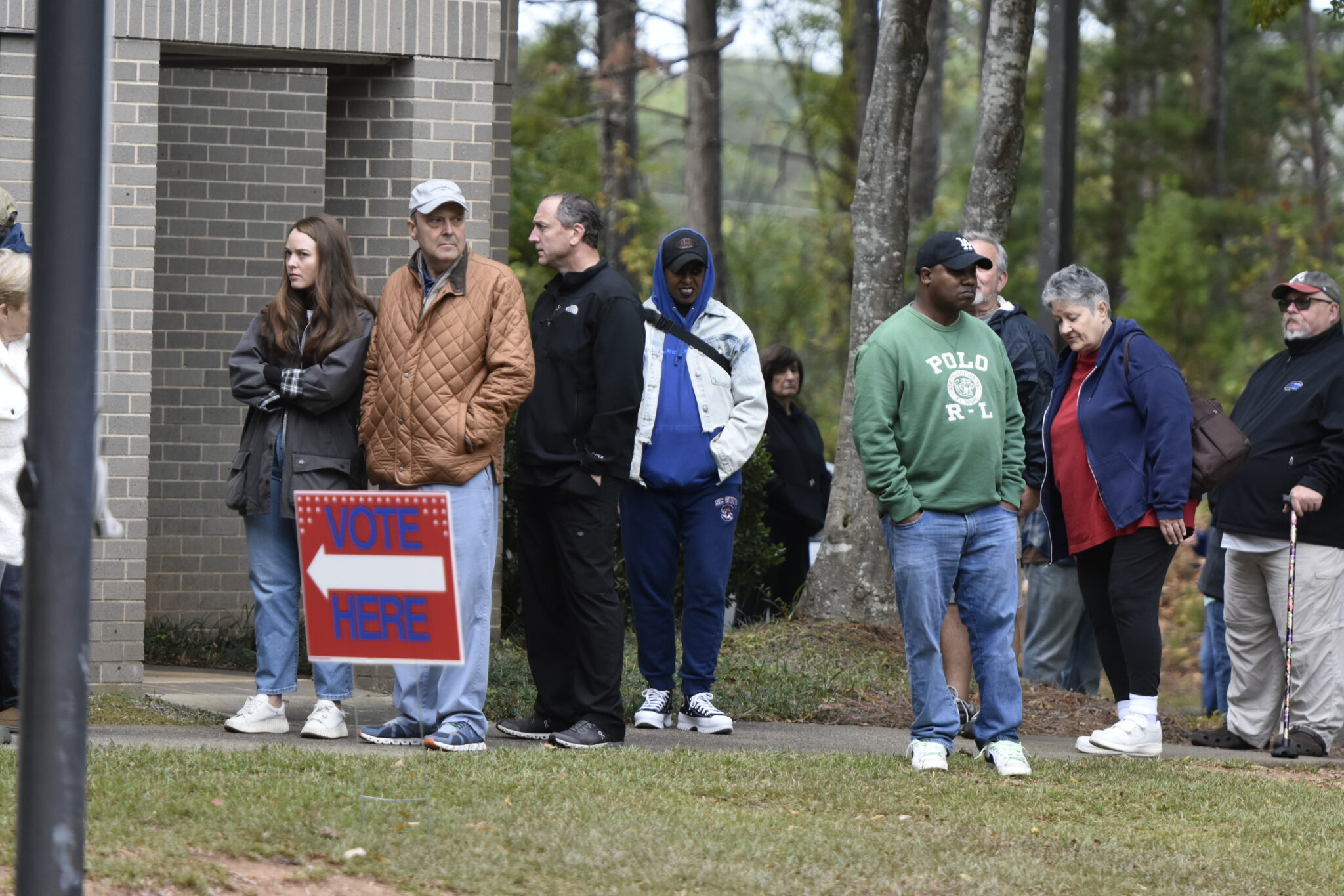 Georgia voters motivated by Harris-Trump contest flock to polls in ...