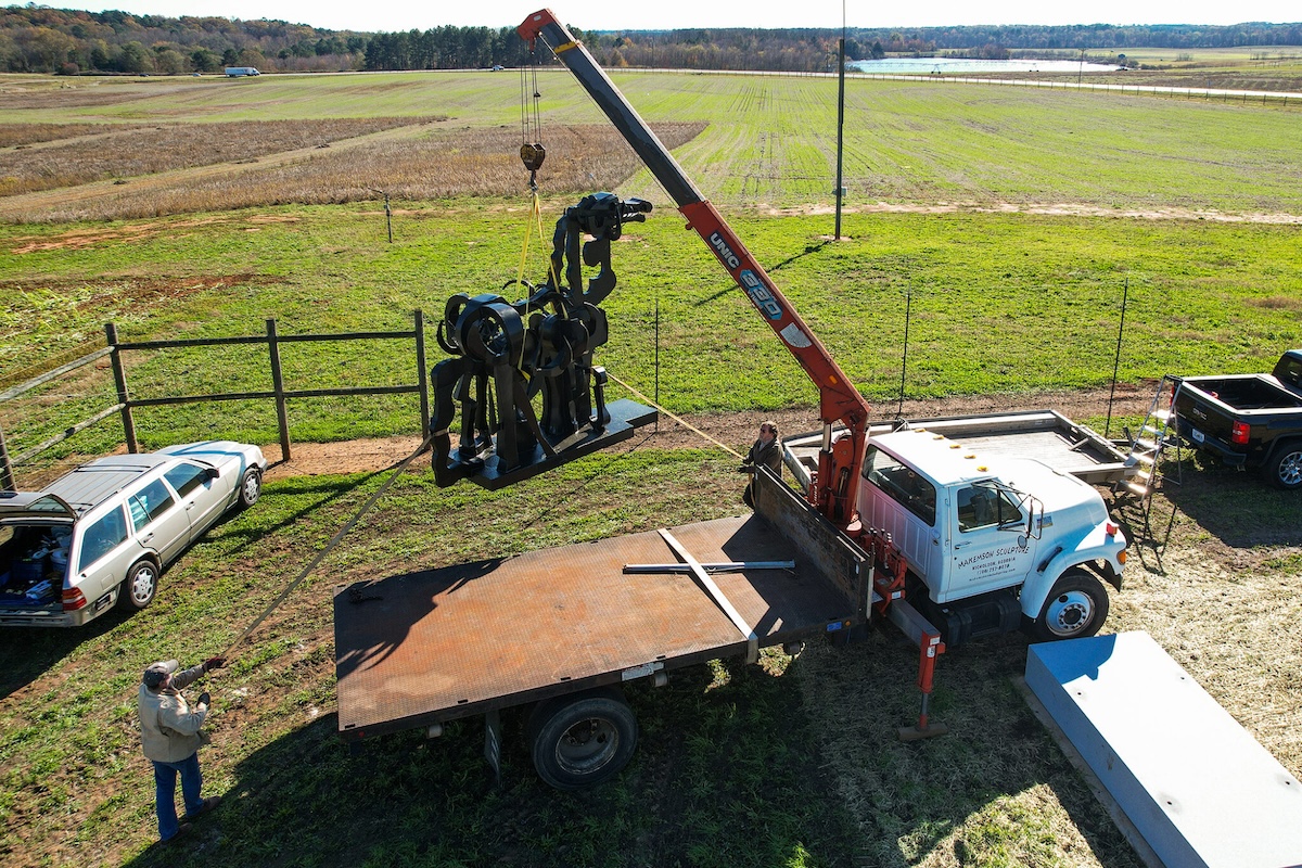 Iron Horse sculpture returns to UGA farm - Now Georgia