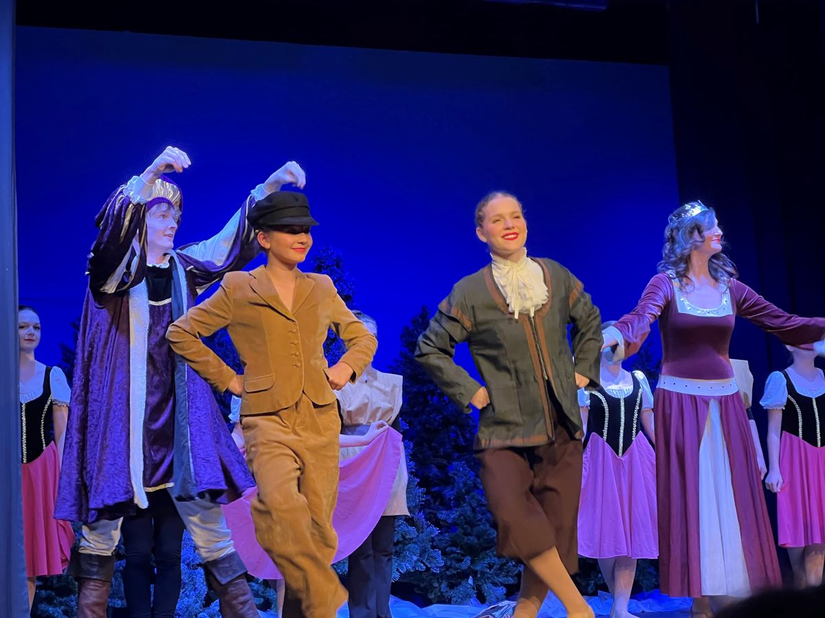 HCT's A Family Christmas Holiday Showcase - Now Habersham