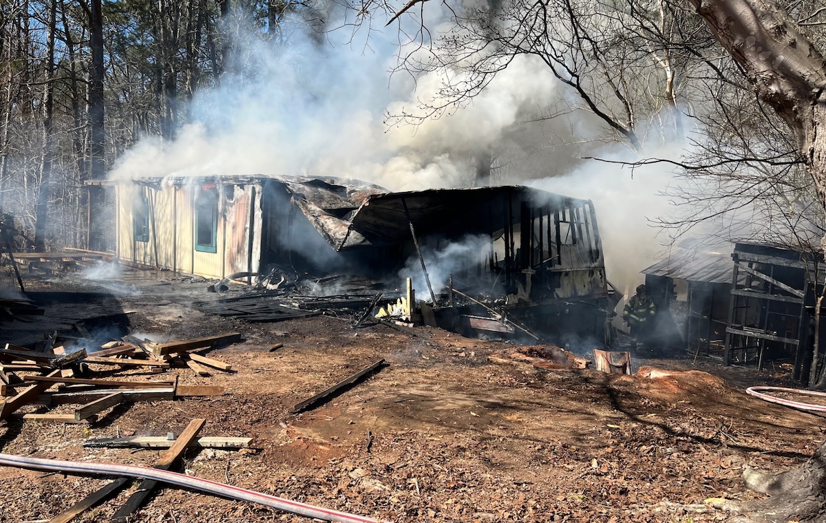 Mobile home fire Investigated in North Hall - Now Georgia
