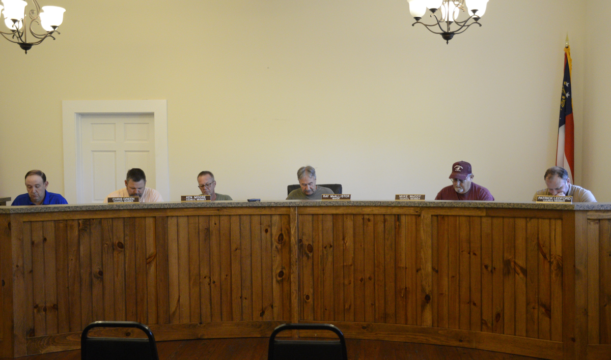 Mt. Airy approves Abandoned Vehicle Ordinance, library funding support ...