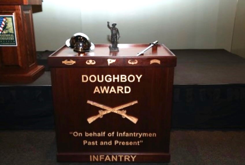 U.S. Army Infantry Association present prestigious Doughboy Awards ...