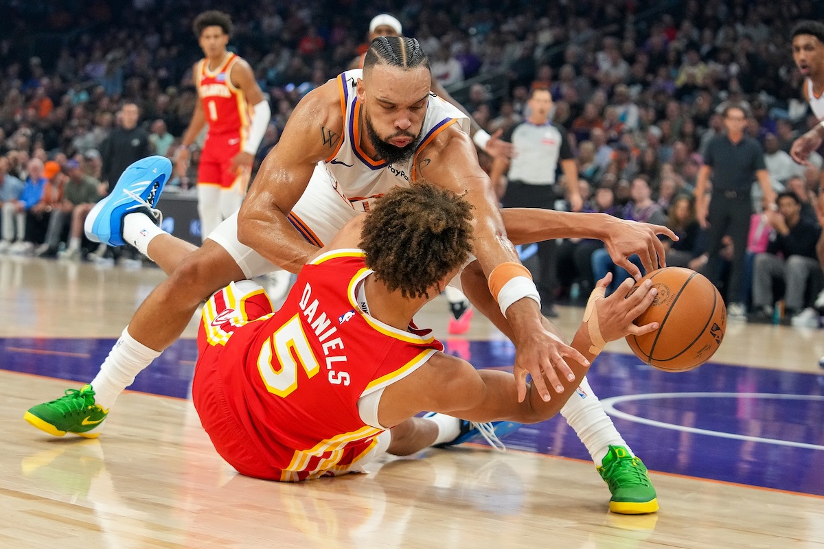 Hawks beat Suns 124-122 for 5th straight win - Now Georgia