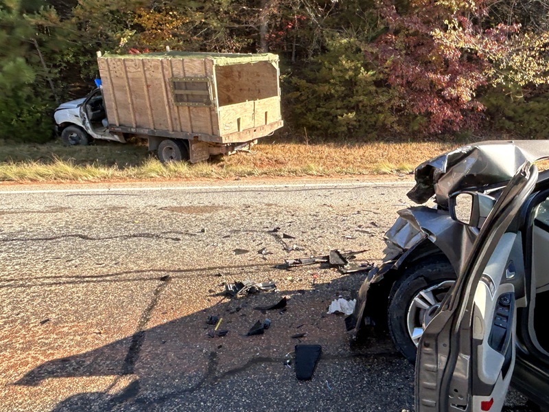 Two hospitalized after crash on Ga. 17 near Clarkesville - Now Georgia