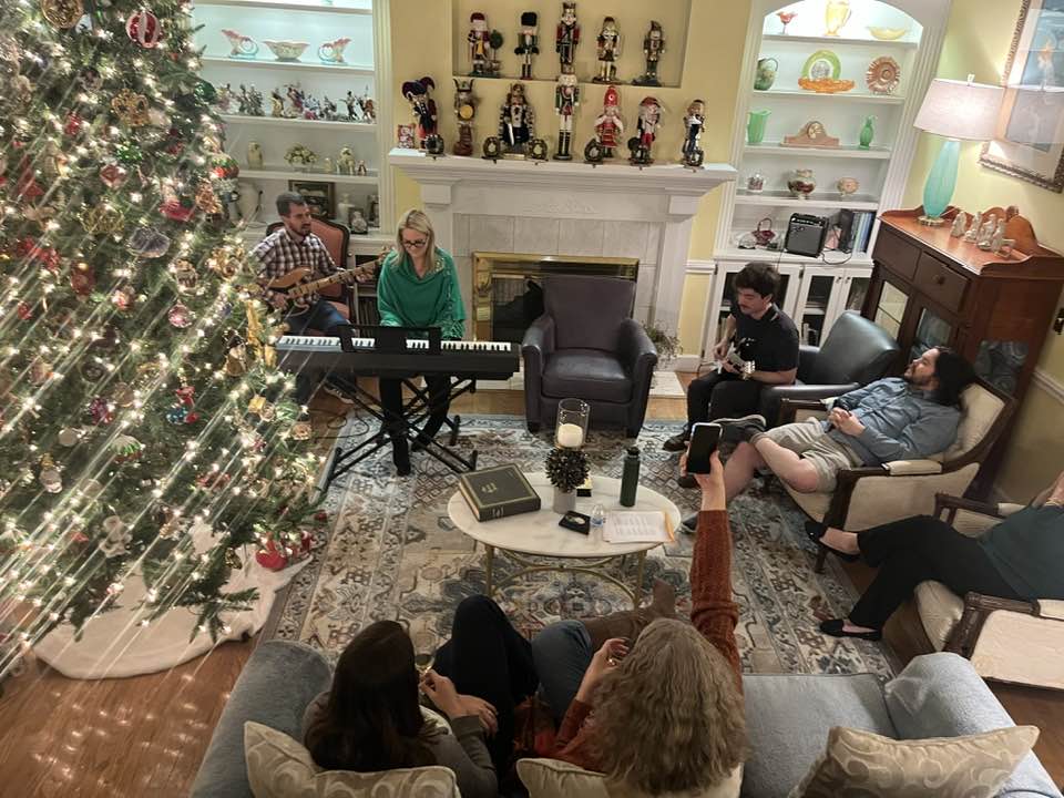 Two beloved Columbus families deck their halls - Now Georgia