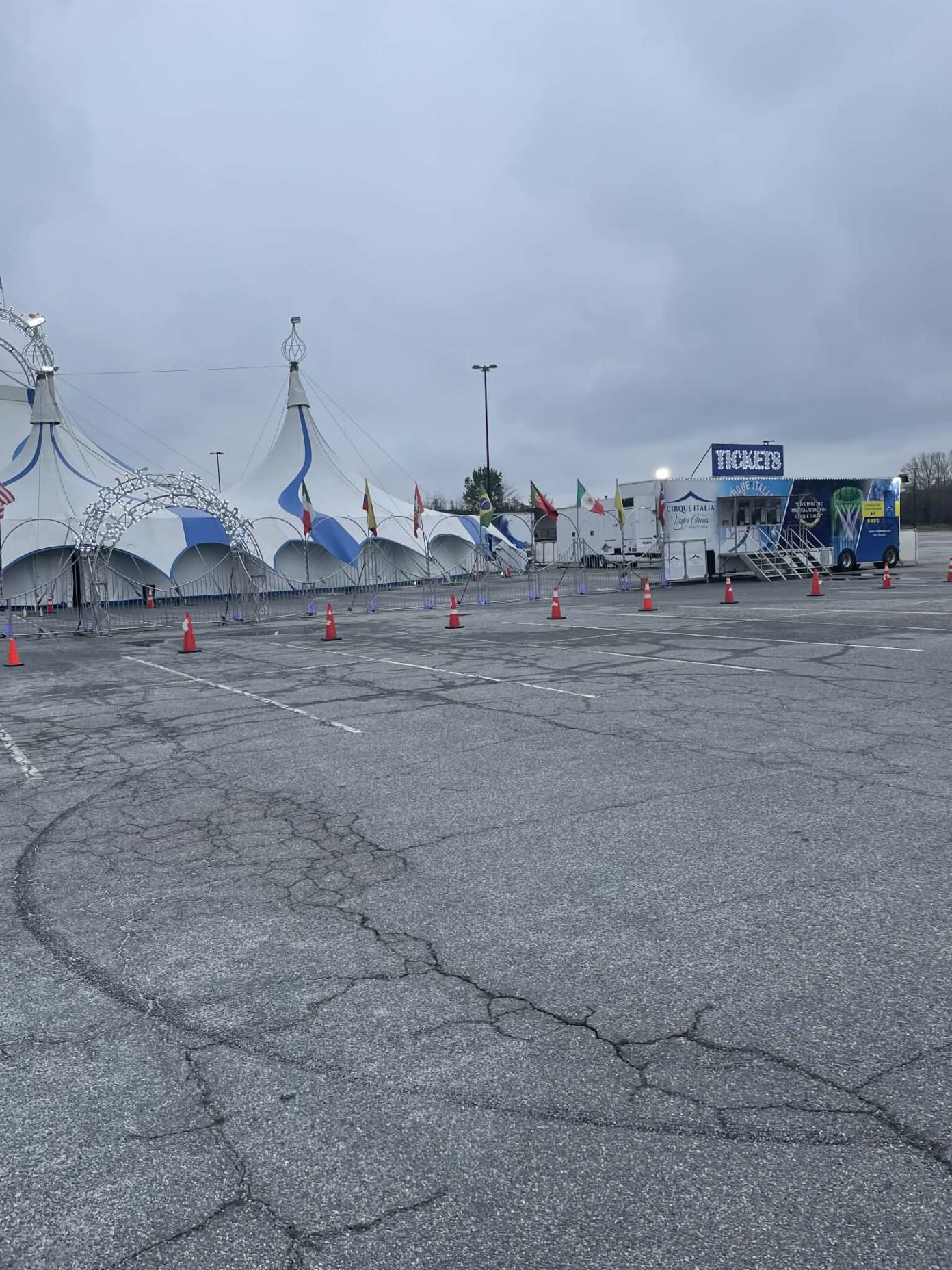 Last chance to see Cirque Italia - Now Georgia