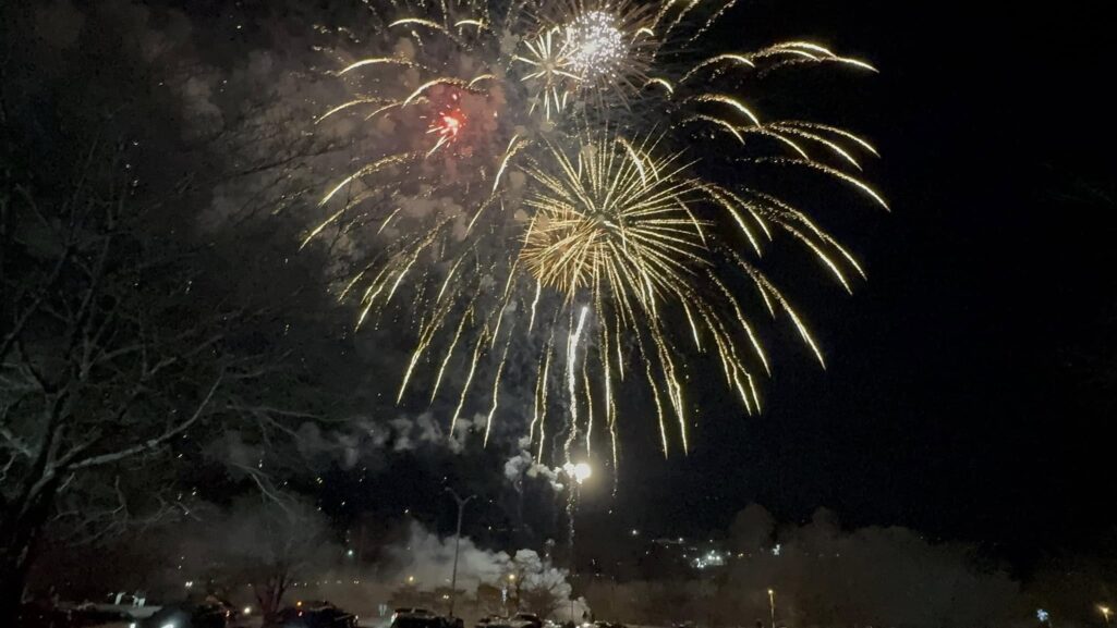 Georgians ring in 2026 with local flair - Now Georgia