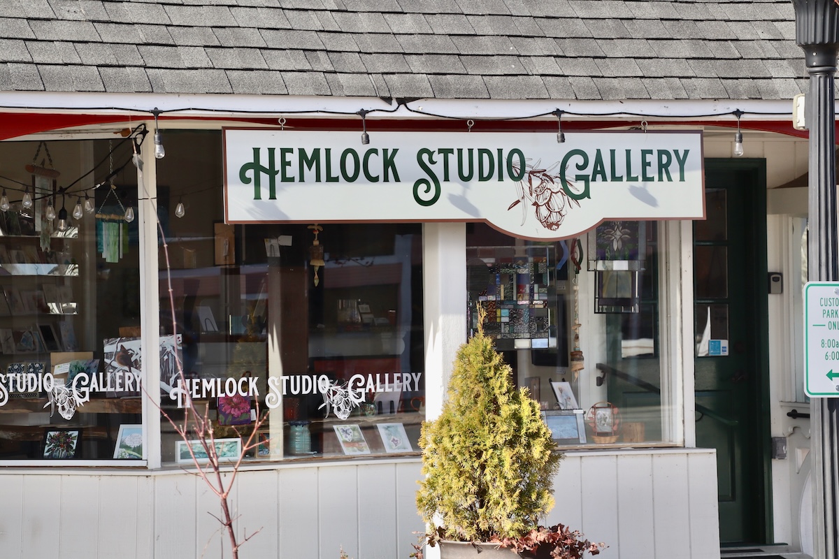 Partnership keeps Hemlock Studio Gallery open on Clarkesville square ...