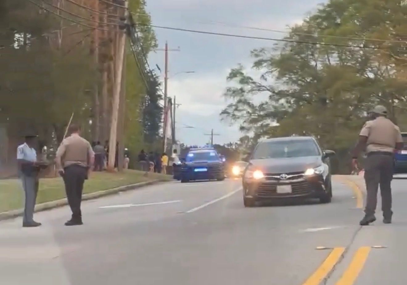 Suspects wanted after two killed in LaGrange apartment shooting - Now ...